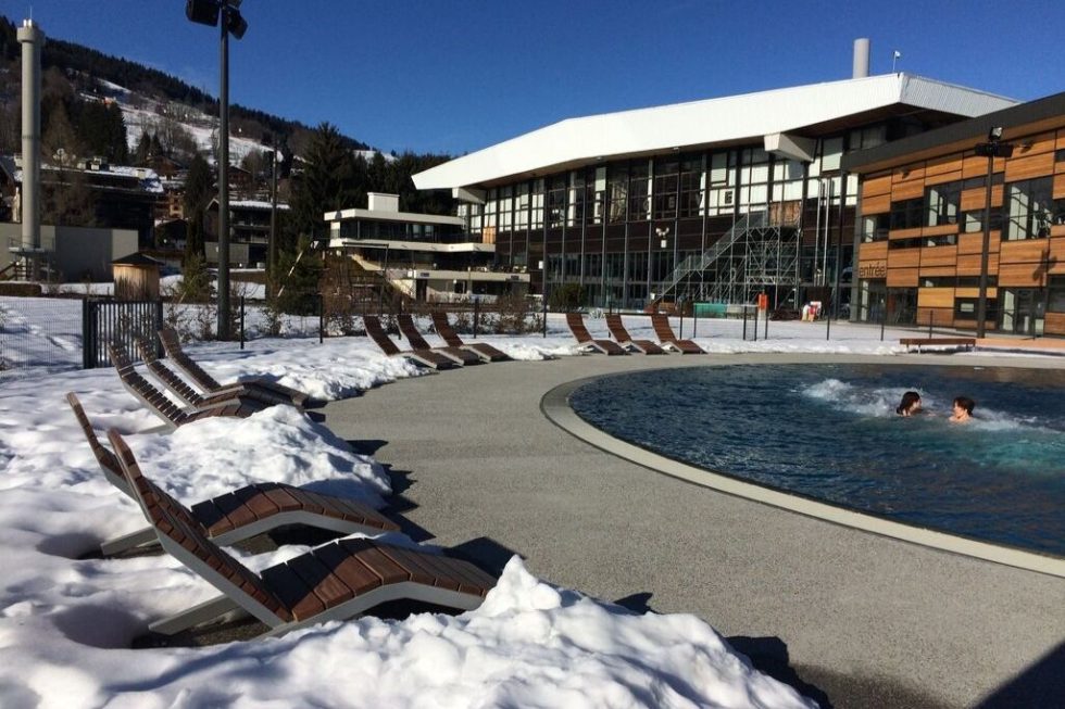 Mobilier urbain mmcité au SPA/balnéo de Megève • evo lud